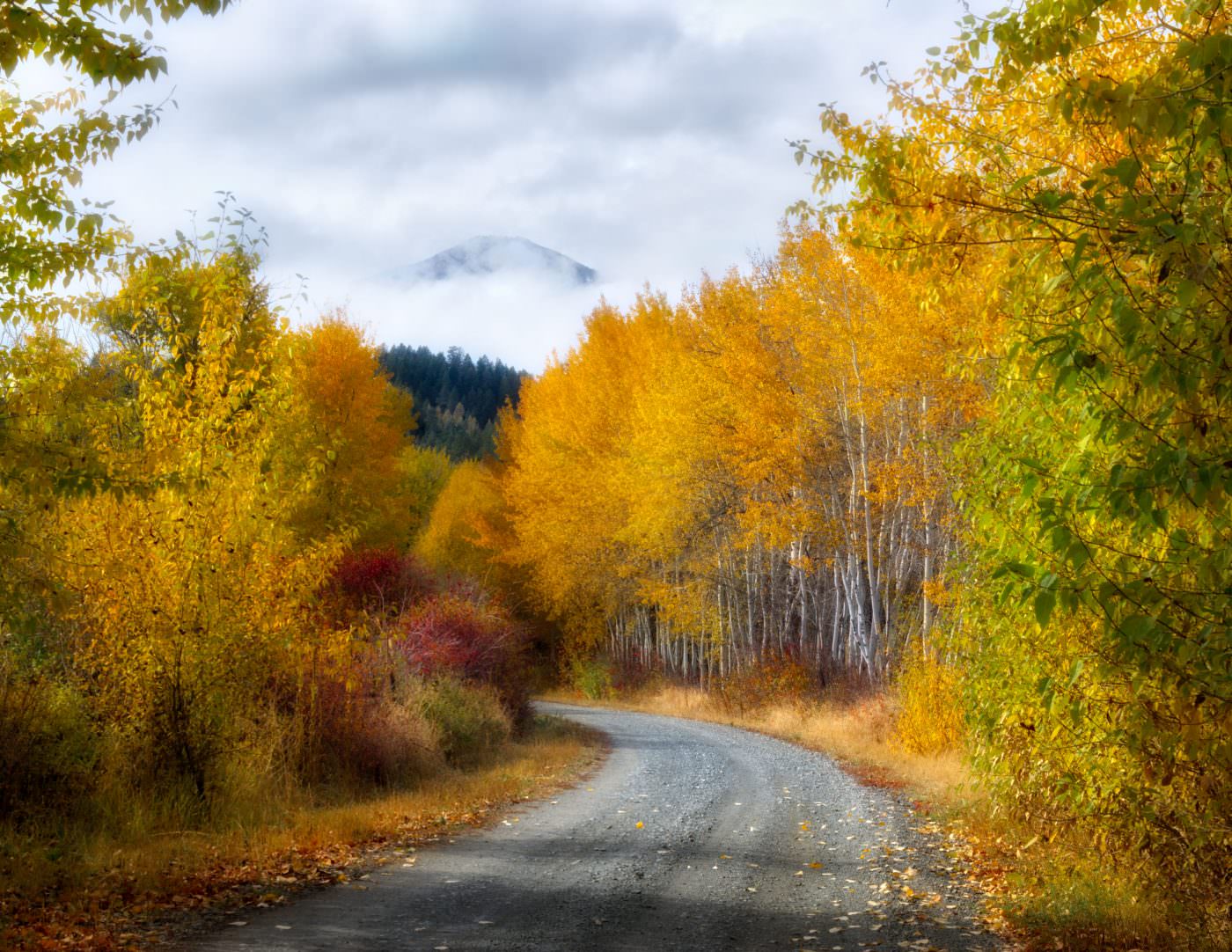 2018 Northeast Oregon Calendar October Autumn Road | Oregon Exposures